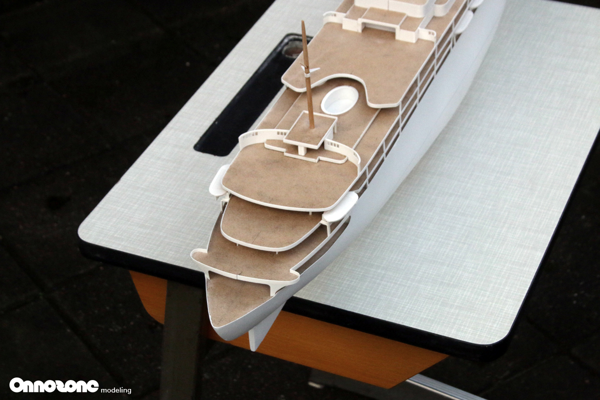 Willem Ruys 1:200 model - Onnozone